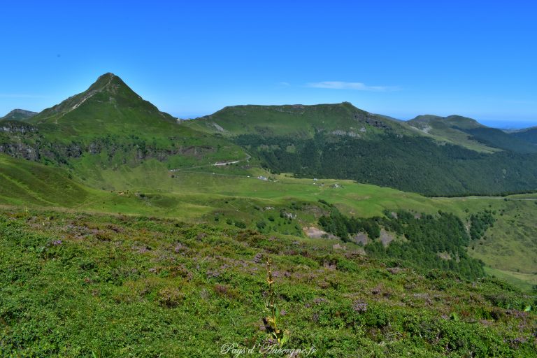 Le Puy Mary (15) – Au Cœur des Pays d'Auvergne