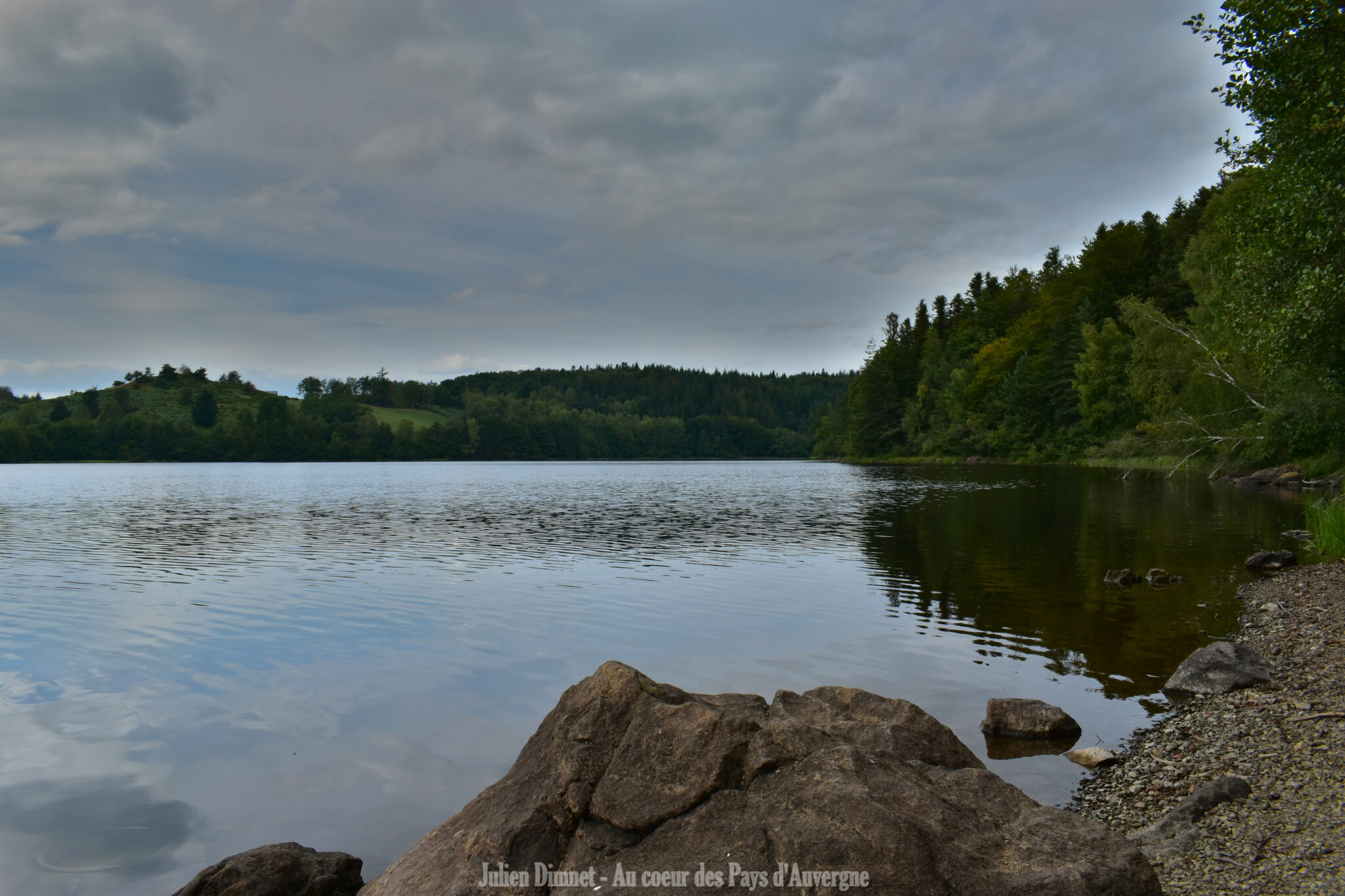 Le Lac et l’Etang de la Crégut (15) – Au Cœur des Pays d'Auvergne