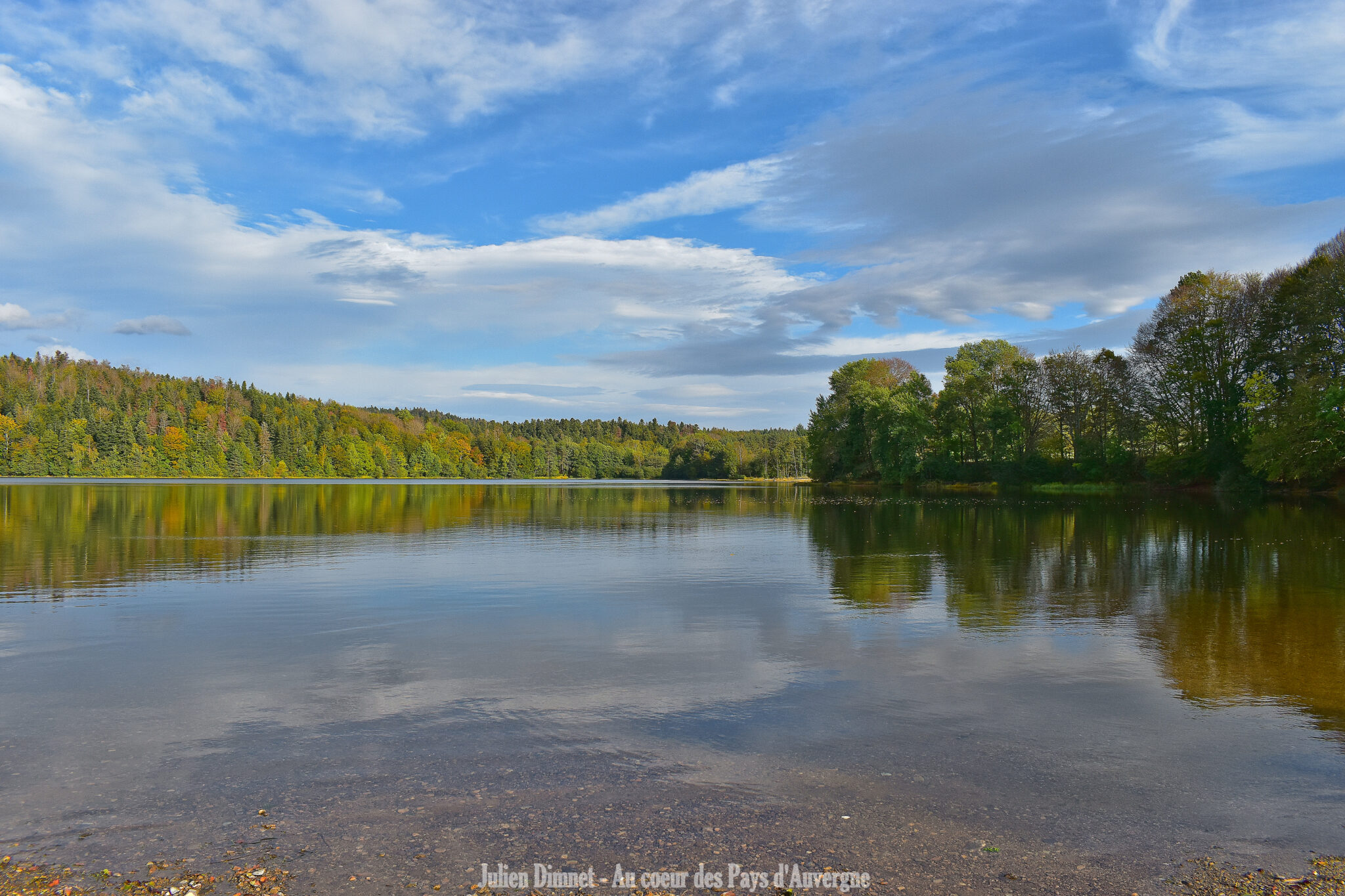 Le Lac et l’Etang de la Crégut (15) – Au Cœur des Pays d'Auvergne