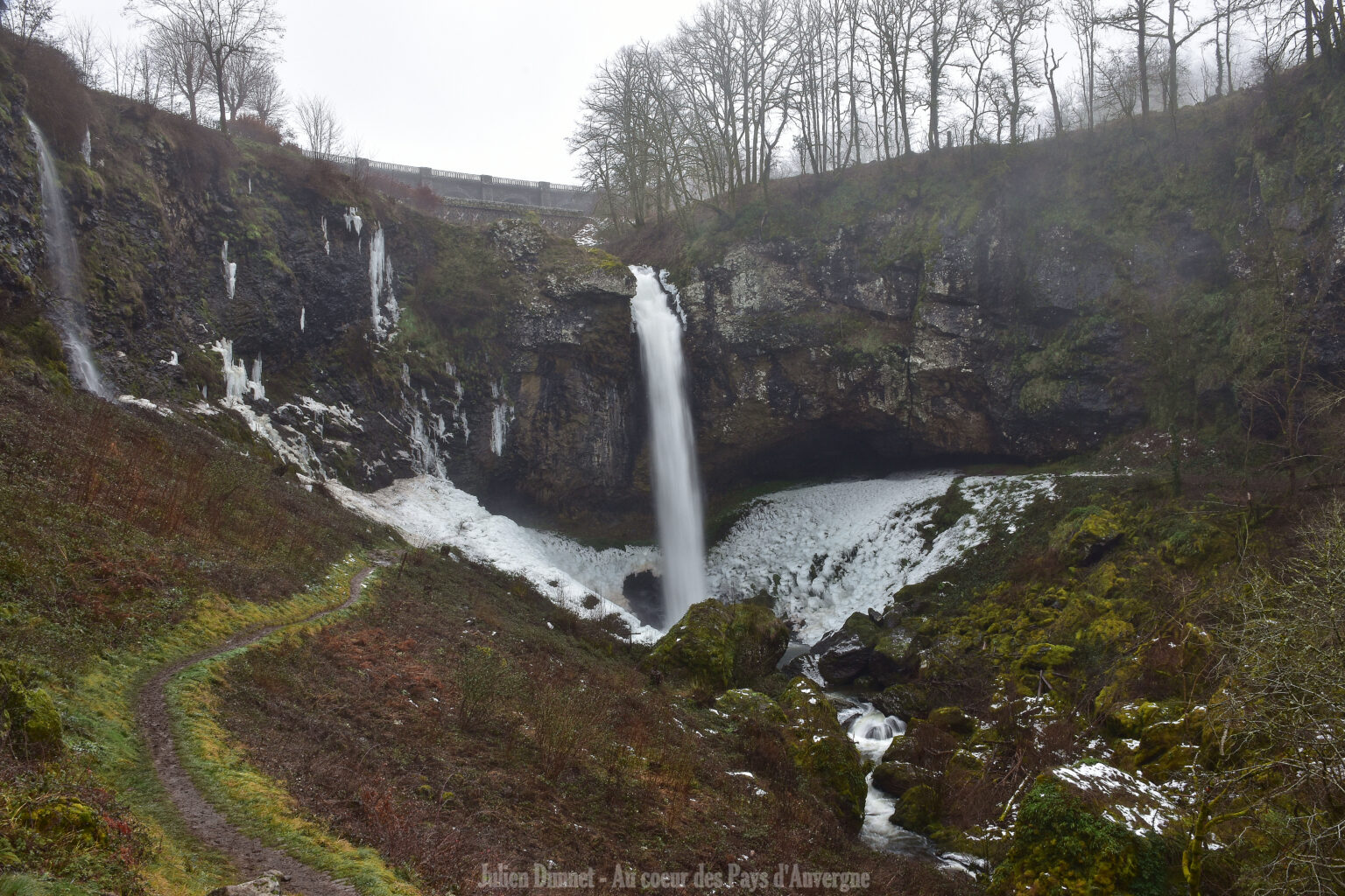La Cascade de Salins (15) – Au Cœur des Pays d'Auvergne